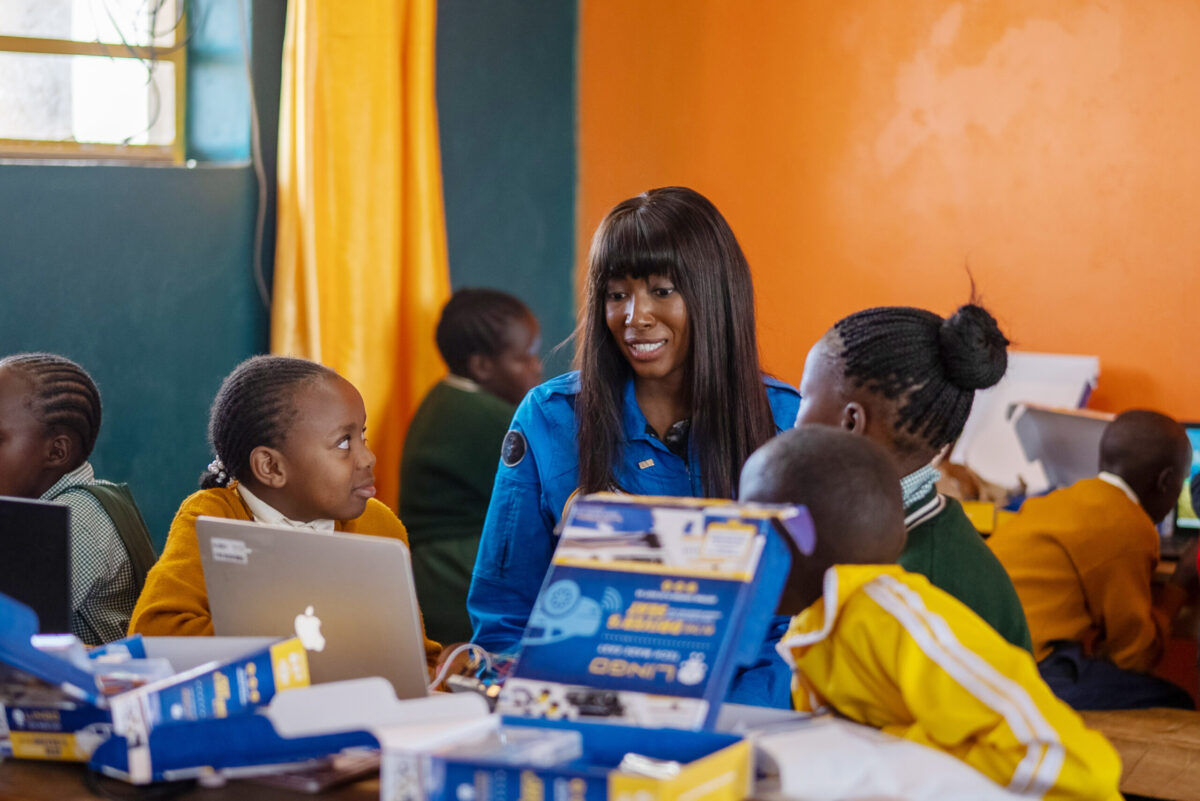 Arlington entrepreneur who makes STEM kits for kids is headed to space ...